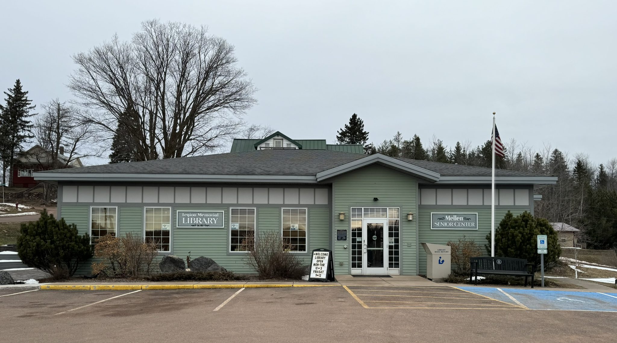 Legion Memorial Library – mellenwi